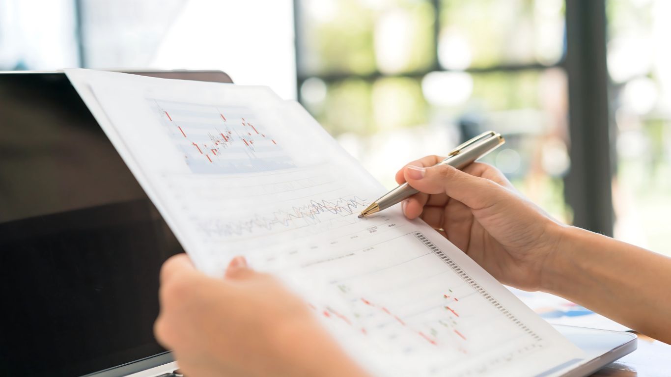 Sin Stocks: What Are They And Their Benefits? | The Luxury Playbook